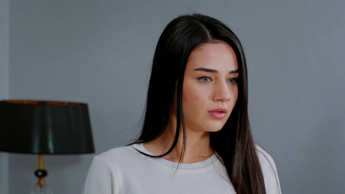 Miłość i nadzieja odc. 333, 334. Hulya ujawnia prawdę! Bülent atakuje Tahira!