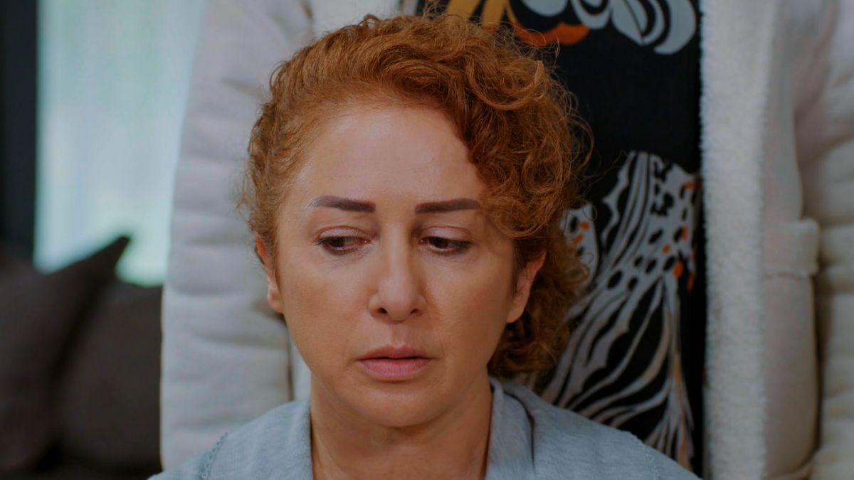 Miłość i nadzieja odc. 337, 338. Cavidan zastrasza Hulyę. Kobieta kłamie przed Kuzeyem